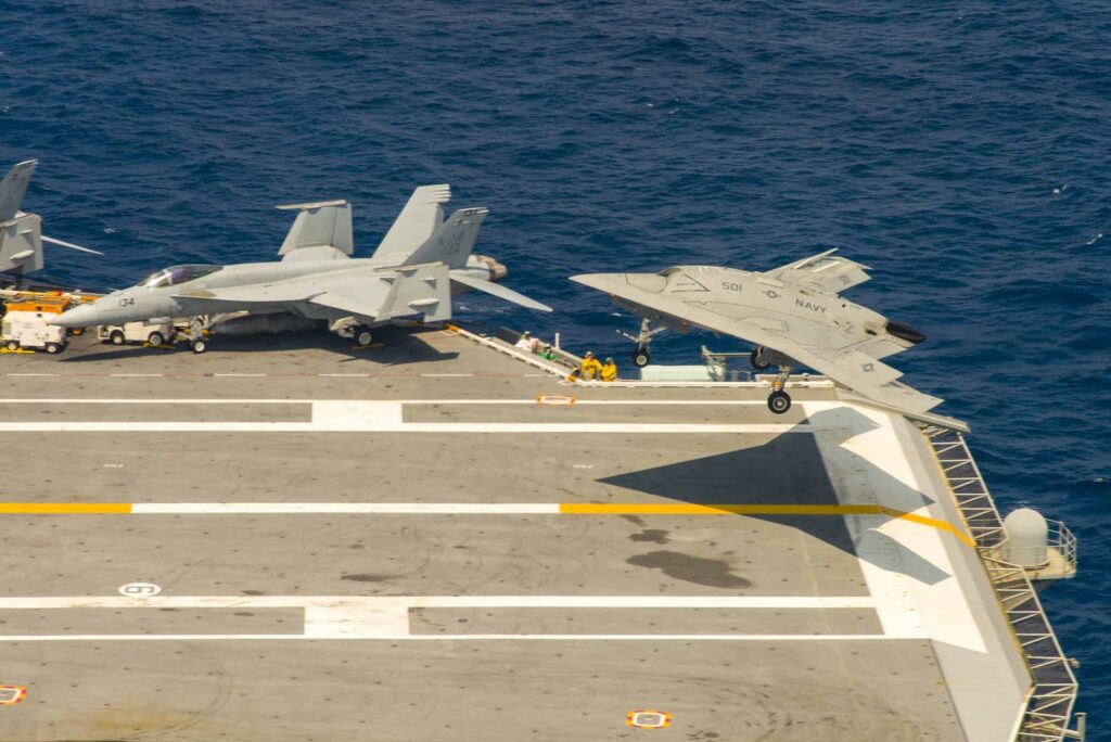X-47B Unmanned Air System and F/A-18 Conduct Cooperative Flights | UST