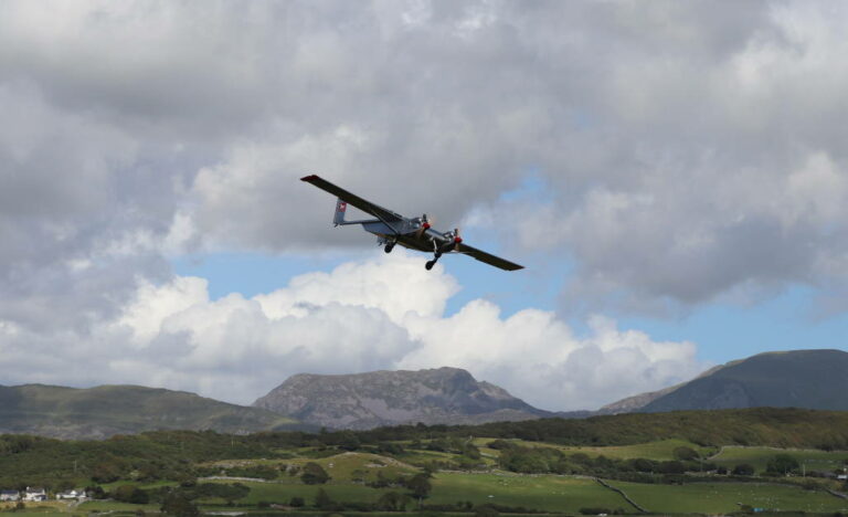 Vanguard Engines Power Aid Distribution UAV | UST