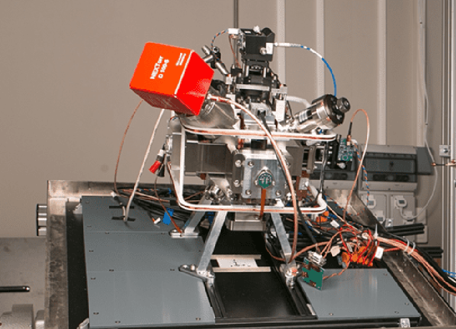 First Hybrid And Multidimensional Quantum Inertial Sensor Developed Ust
