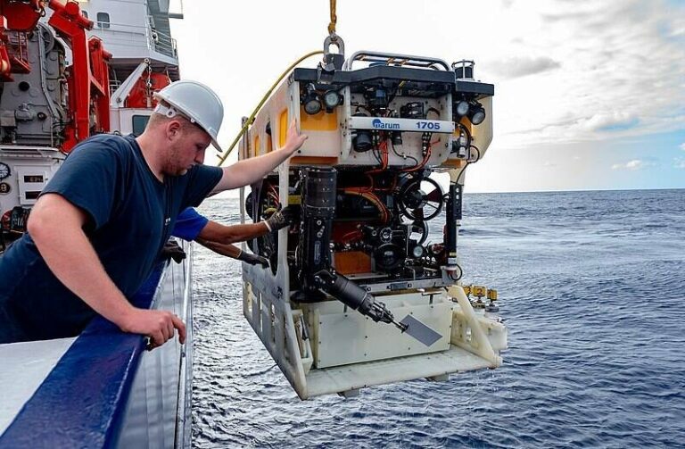 Subsea Digital Video Recorder: What Is It & How Does It Work ...
