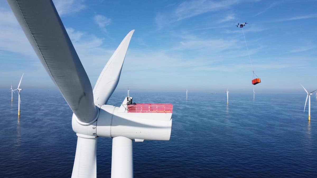 Heavy-Lift Drones Transport Cargo to Offshore Wind Farm | UST