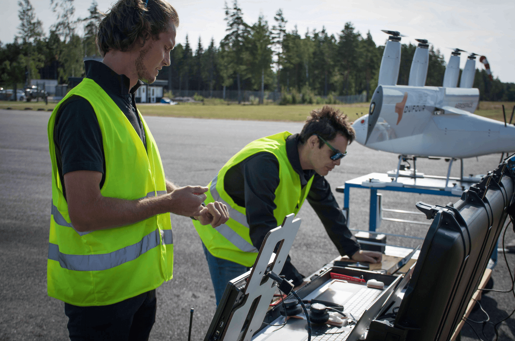 Dufour Unmanned Tilt-Wing Aircraft Flies in Sweden | UST