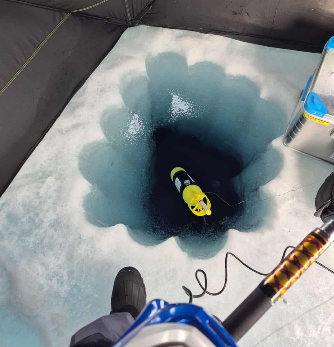 AWI Completes First Under-Ice Dive in the Arctic with an ecoSUB AUV | UST