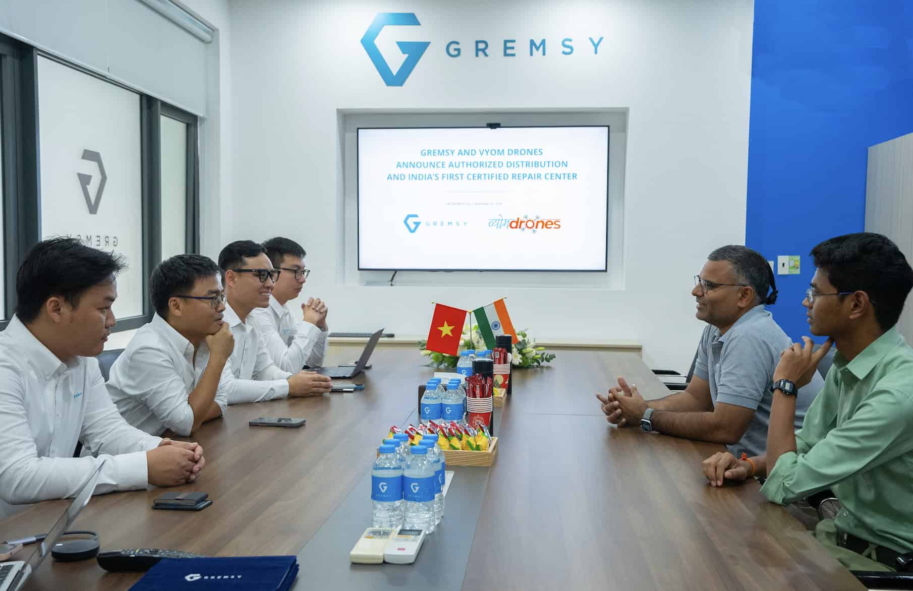 Gremsy & VYOM DRONES Partner to Deliver Localized UAV Payload Support ...