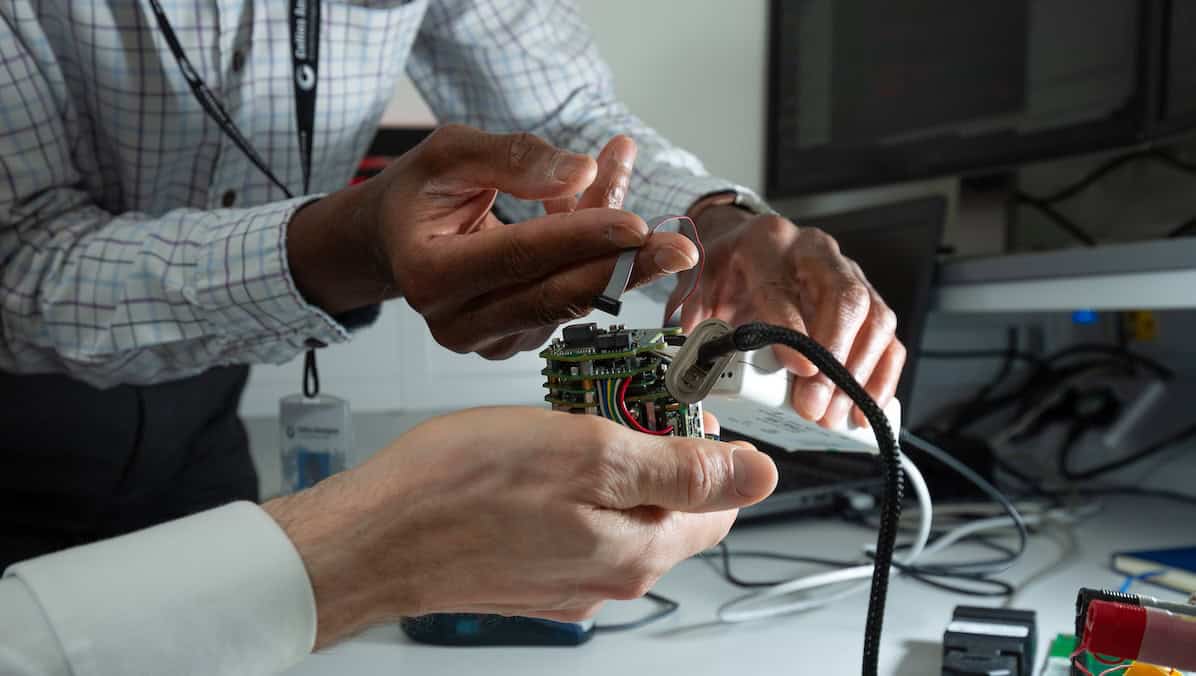 Silicon Sensing MEMS Gyro Enables New North-Finding System | UST